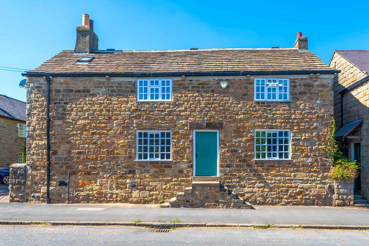 Peek Inside this Period Property in the Leeds Village Thorner | Living ...