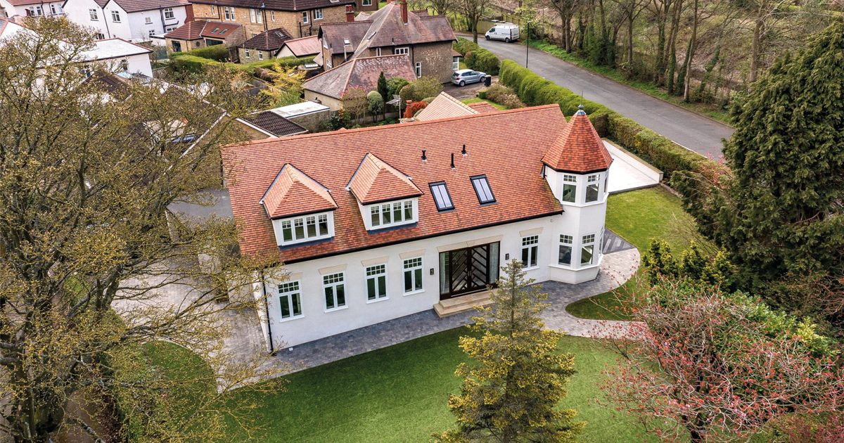 Inside a Five-bedroom Home for Sale next to The Stray, Harrogate | Living North