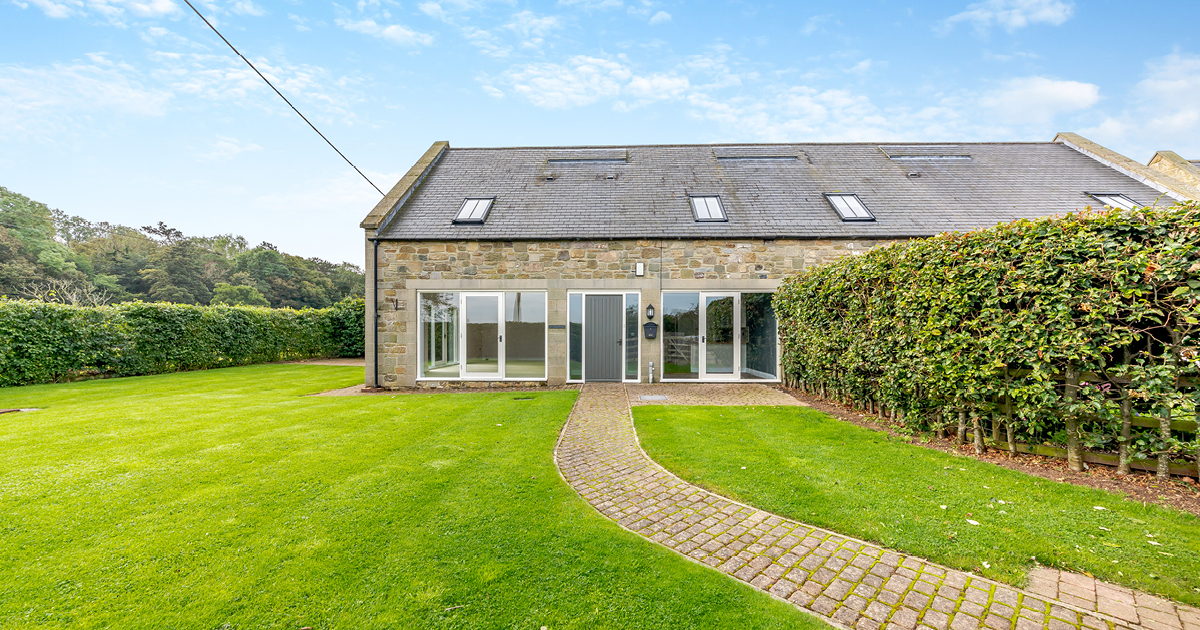 Take a Look Inside Farrow House, a Three Bedroom Cottage for Sale near ...