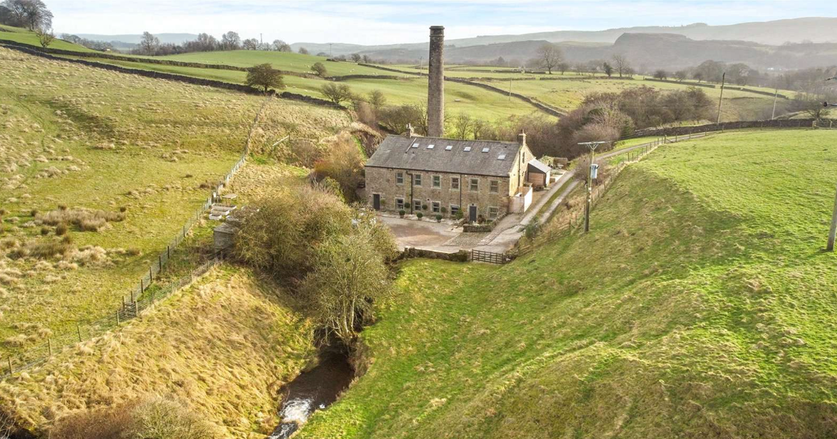 See Inside Crown Spindle Mill, A Converted Cotton Mill for Sale in ...