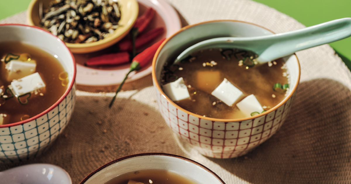 Easy and Quick Recipe for Healthy Miso Soup | Living North
