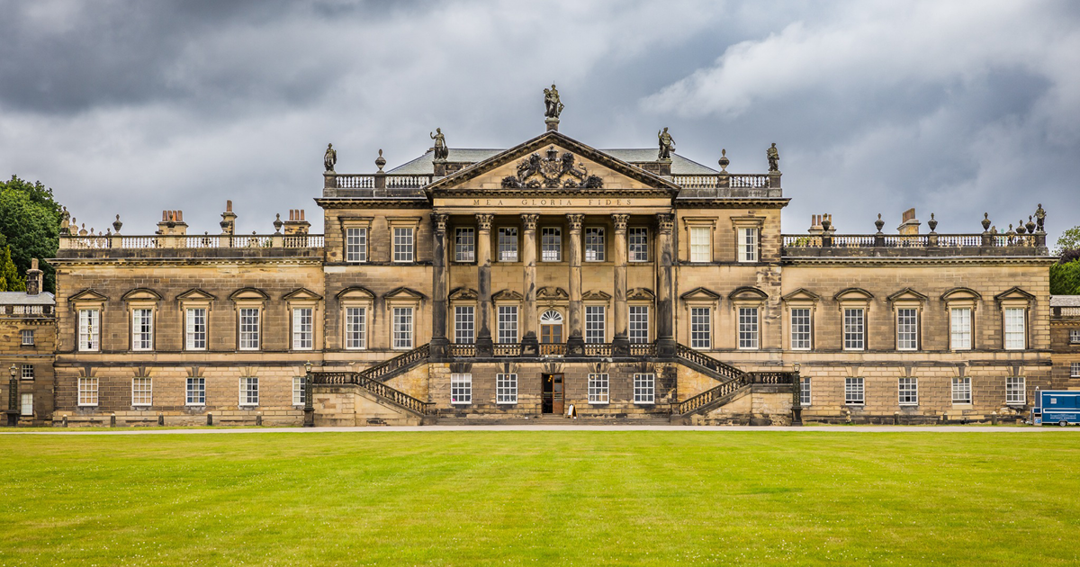 Yorkshire Stately Homes and Historic Halls Including Castle Howard and ...