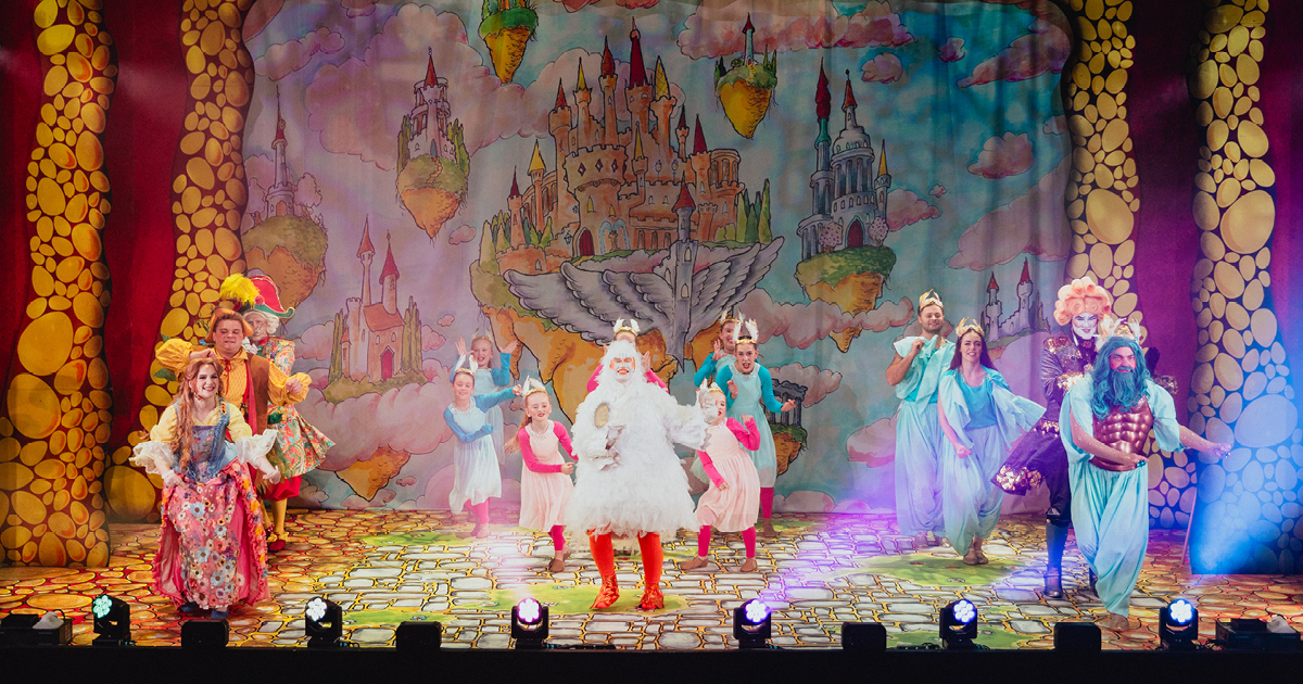 Review of The Customs House Theatre South Shields 2024 Pantomime Mother ...