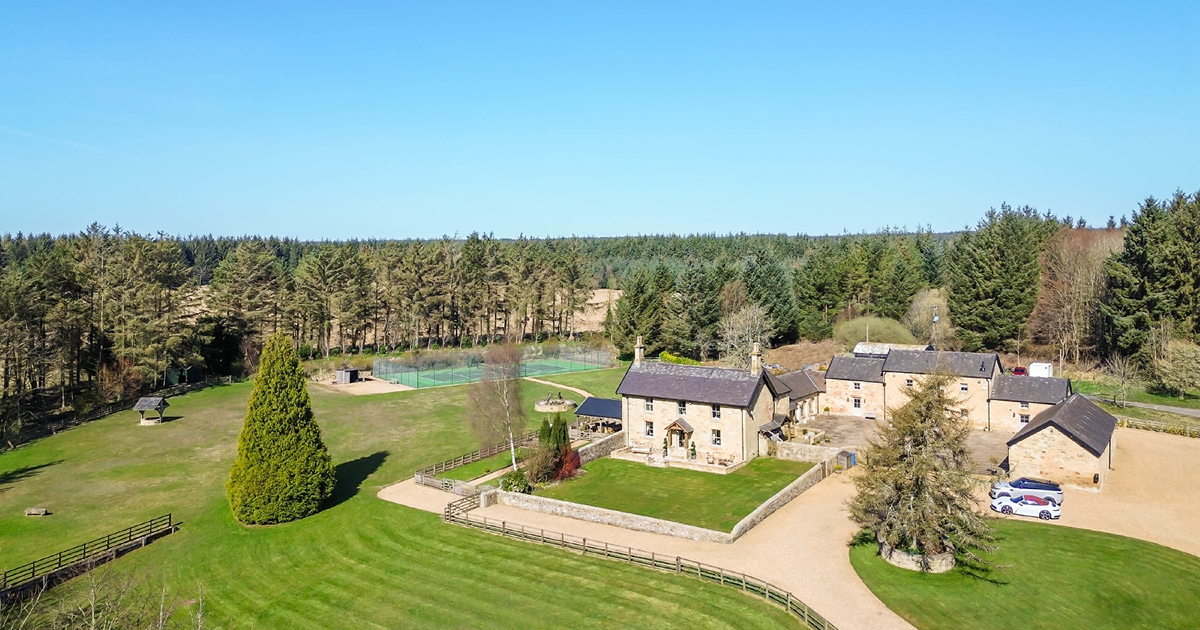 See Inside this Traditional Farmhouse in a Northumberland Forest ...